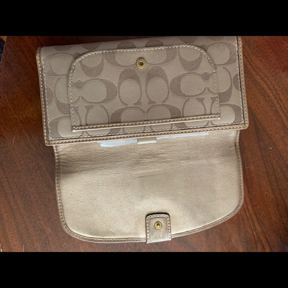 Vintage Coach Wallet - Gem